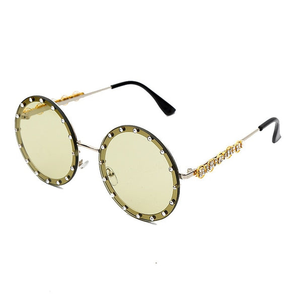 Round Stunner Shades – HauteBriZCouture